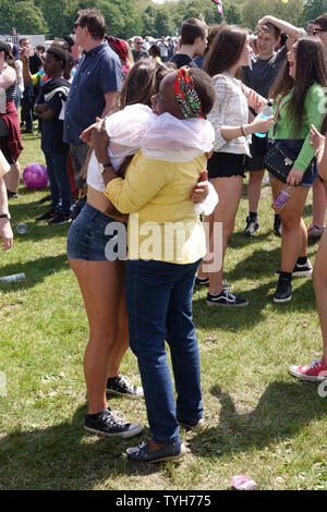 Crowds enjoy the sunshine at the Africa Oye Festival in Sefton Park ...