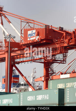 The Port Newark Container Terminal (PNCT) facility in the Port Newark ...