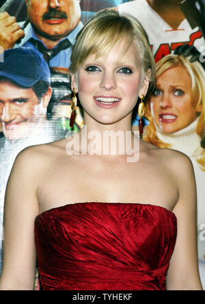 Anna Faris arrives at the premiere of "Scary Movie" on Wednesday, June ...