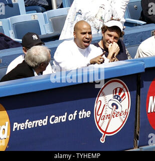 Jay Z's 40 40 Club partner Juan Perez (L) and Marquis Jet co-founder ...