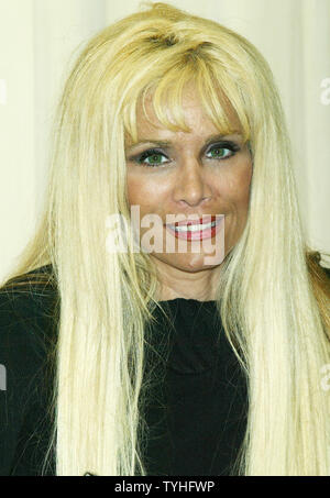 Victoria Gotti signs copies of her new cookbook "Hot Italian Dish" at ...