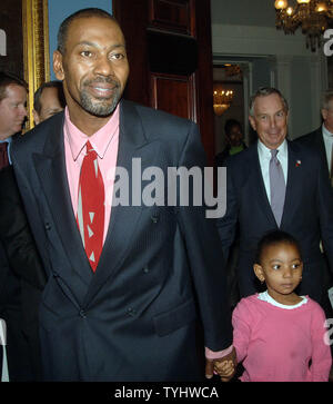 Wesley Autrey, subway rescue hero, attends Time magazine 100 Most ...