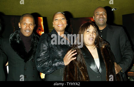 Jamie Foxx and Queen Latifah arrive for the premiere of their new movie ...