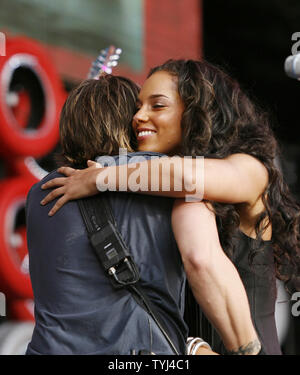 Alicia Keys performing at Giant's Stadium during Live Earth on July 7 ...