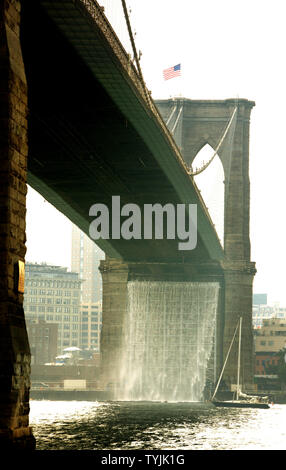 Man-Made Waterfalls under the Brooklyn Bridge Stock Photo - Alamy