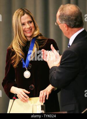 Oscar-winning actress Mira Sorvino is appointed the United Nations ...