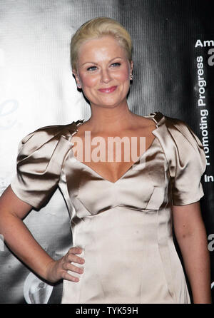 Amy Poehler arrives at the 34th Annual Producers Guild Awards held at ...