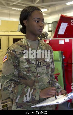 Capt. Deshauna Barber, Commander, 988th Quartermaster Detachment ...