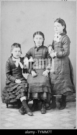 Three unidentified girls Stock Photo - Alamy