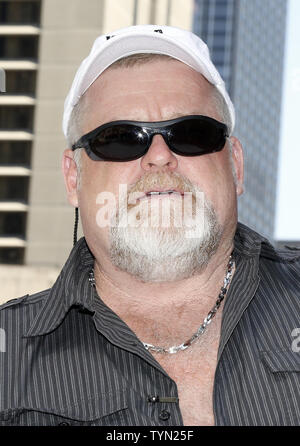 Star of HISTORY ICE ROAD TRUCKERS, Hugh "Polar Bear" Rowland joins ...