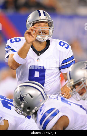 The New York Giants play the Dallas Cowboys during the first half of an ...