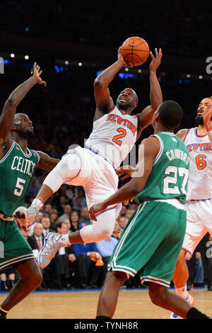 New York Knicks guard Jordan Clarkson (00) in action during an NBA ...