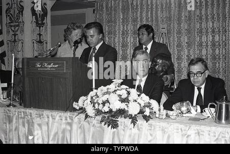 FEB 7,8,9 - 78; MAN GIVING A SPEECH Stock Photo - Alamy