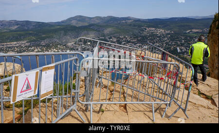 Collapse of the Cape Canaille cliffs, Cassis, Bouches-du-Rhone, France ...