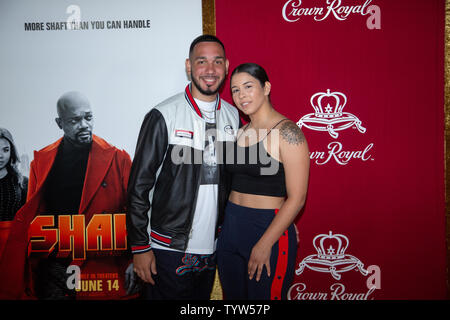 Chicklet and Maleni arrive on the red carpet at the premiere of New ...