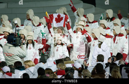 Parade of athletes of Canada during the Opening Ceremony of the Olympic ...