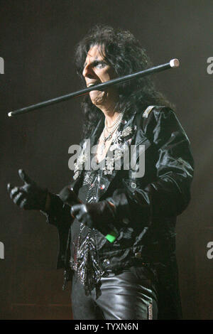 Rocker Alice Cooper performs at Olympia Hall in Paris, France on July ...