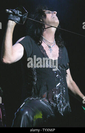 Rocker Alice Cooper performs at Olympia Hall in Paris, France on July ...