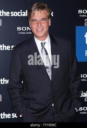 THE SOCIAL NETWORK, screenwriter Aaron Sorkin, 2010. ©Columbia Pictures ...