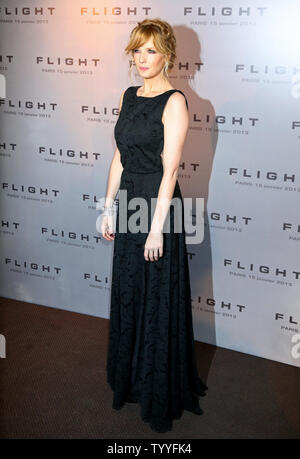 Kelly Reilly arrives at the French premiere of the film "Flight" in ...