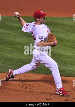 Philadelphia Phillies starting pitcher Cliff Lee delivers during their ...