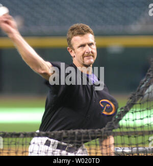 Arizona Diamondbacks coach Robin Yount before a 2002 MLB season game ...