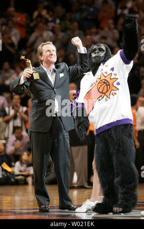 Phoenix Suns mascot The Gorilla before an NBA basketball game against ...