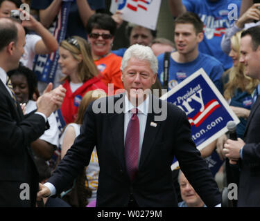 Bill Clinton in Pittsburgh, Pennsylvania before the PA primary Stock ...