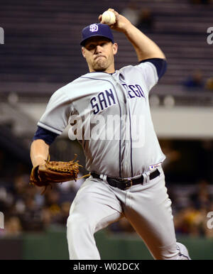 San Diego Padres pitcher Eric Stults (53) during game against the New ...