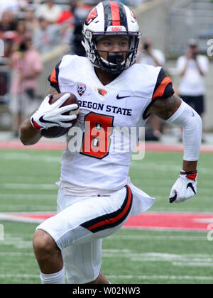 Oregon State Beavers wide receiver Champ Flemings during an NCAA ...
