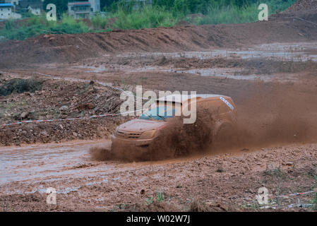 Land Cruiser Outdoor Car Cross Country Competition Stock Photo - Alamy