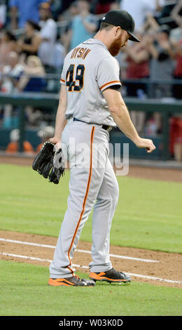 San Francisco Giants pitcher Sam Selman against the Los Angeles Dodgers ...