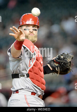 Arizona Diamondbacks catcher Tucker Barnhart (16) doubles in the second ...