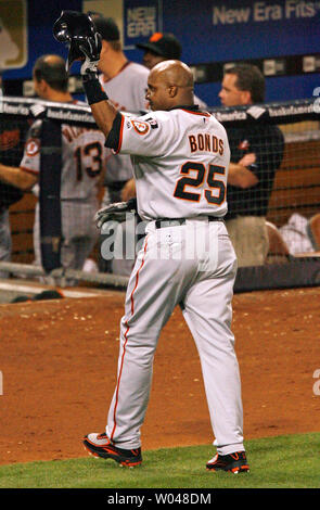 San Francisco Giants pinch-runner Jonah Cox scores in the eighth inning ...