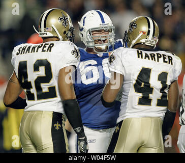 Indianapolis Colts guard Kyle DeVan (66) during the first half of an ...