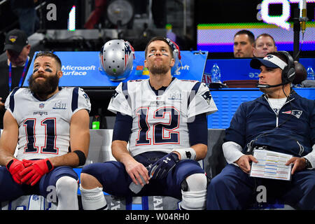 Los Angeles Rams offensive coordinator Kevin O'Connell stands on the ...