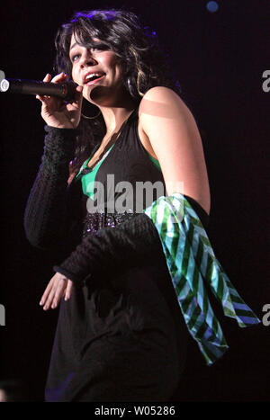 Julia Ross of the group Everlife appears in concert at the ipayOne ...