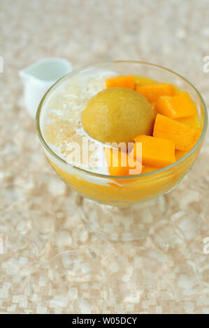 Mango Similu desserts Stock Photo - Alamy