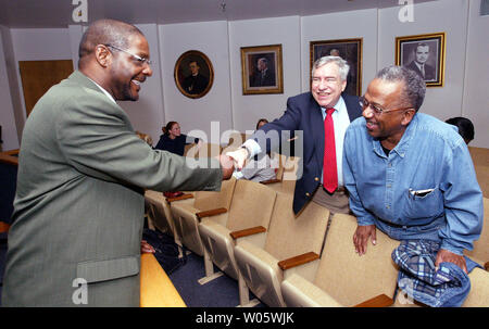 Joe Amrine, (L), who spent 16 years on Missouri's death row before ...