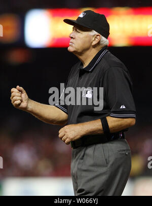 Umpire Eric Gregg during a game at Dodger Stadium in Los Angeles ...