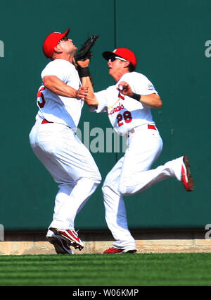 Atlanta Braves center fielder Matt Lipka (86) bats in a spring ...