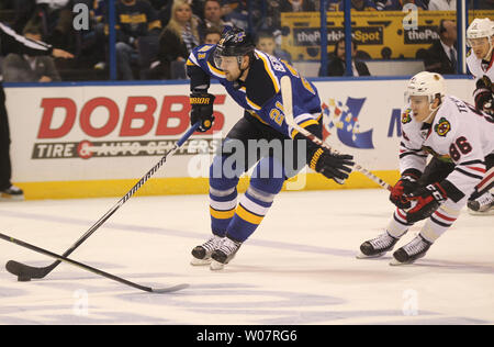 Chicago Blackhawks center Teuvo Teravainen moves the puck against the ...
