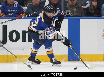 St. Louis Blues' Jordan Kyrou (25) shoots during the second period of ...