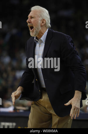 San Antonio Spurs head coach Gregg Popovich () in the first half of an ...