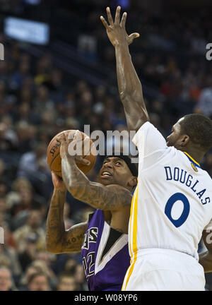 Golden State Warriors' Toney Douglas, left, and Stephen Curry (30 ...