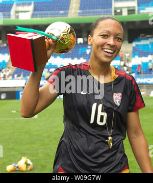 21 June 2008 - Suwon South korea : Natasha Kai (left), from U.S.A and ...