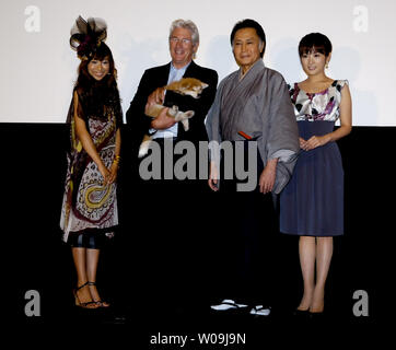 (L-R) Japanese singer Teruma Aoyama, Actor Richard Gere, Japanese actor ...
