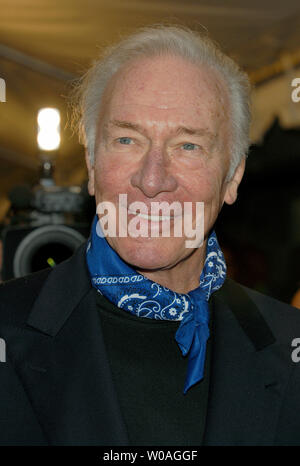Christopher Plummer arrives at the world premiere of "All the Money in ...