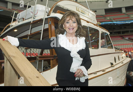 Actor Dawn Wells who played "Mary Ann Summers" on the successful CBS ...