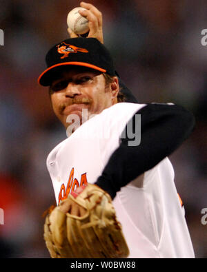 Baltimore Orioles relief pitcher Paul Fry delivers a pitch during a ...